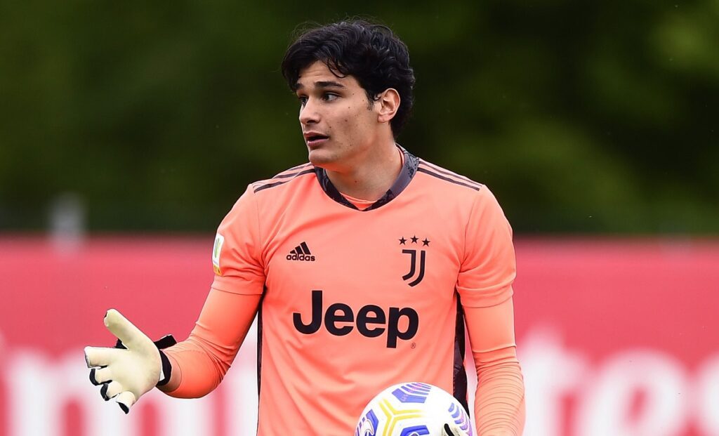 Garofani Juventus Next Gen, ufficiale il ritorno alla Juve!