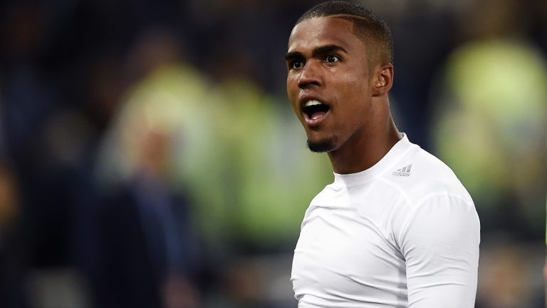Douglas Costa, nostalgia Juve: «Dybala Joya, Chiellini...»