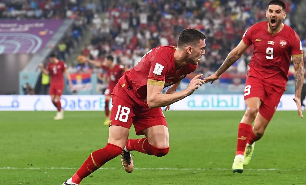 Vlahovic torna con la Serbia: le FOTO del bianconero