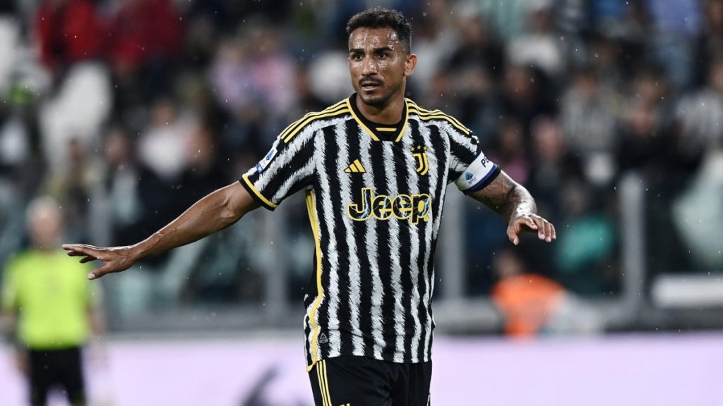 Danilo: «Rimanere insieme, l'unica strada per riportare la Juve dove ...