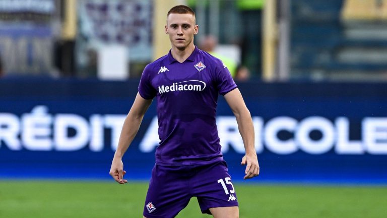 Comuzzo Juventus: aumenta la concorrenza per il centrale