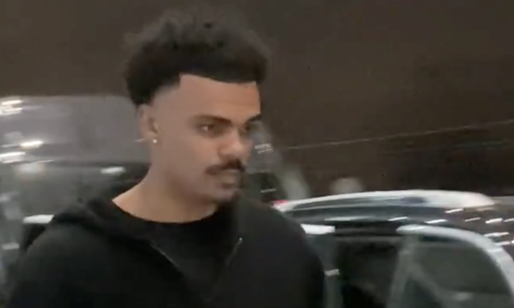 Renato Veiga Juve: il difensore è atterrato a Torino - VIDEO