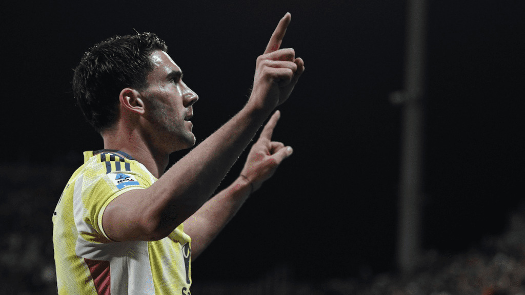 Vlahovic Juve: si stanno complicando queste due piste