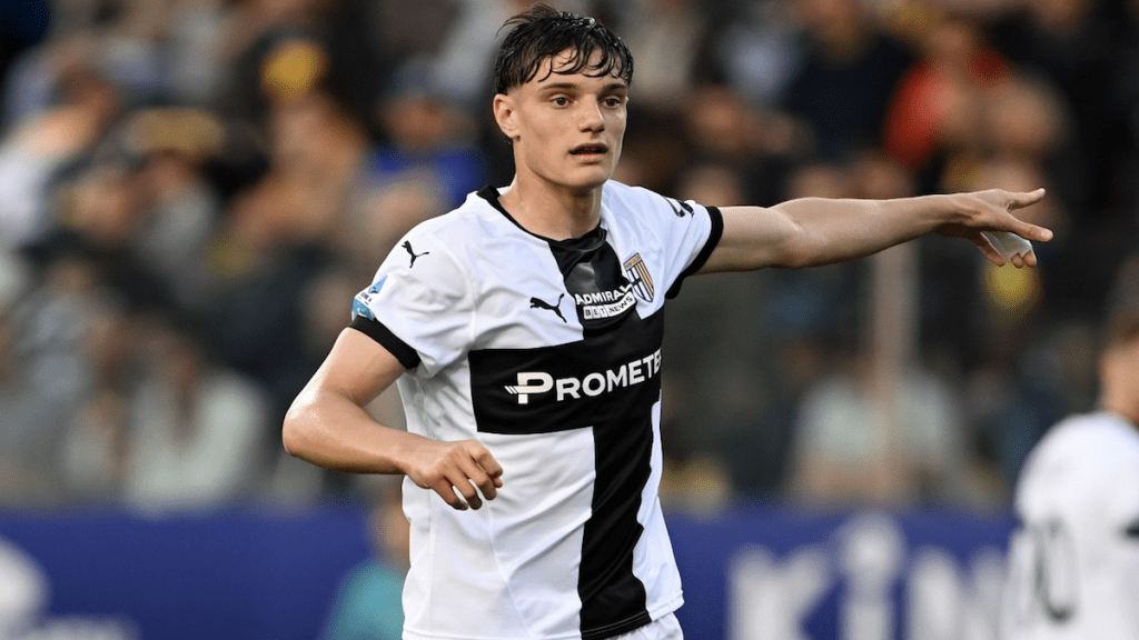 Leoni Juventus, Comolli sfida l'Inter per il difensore!