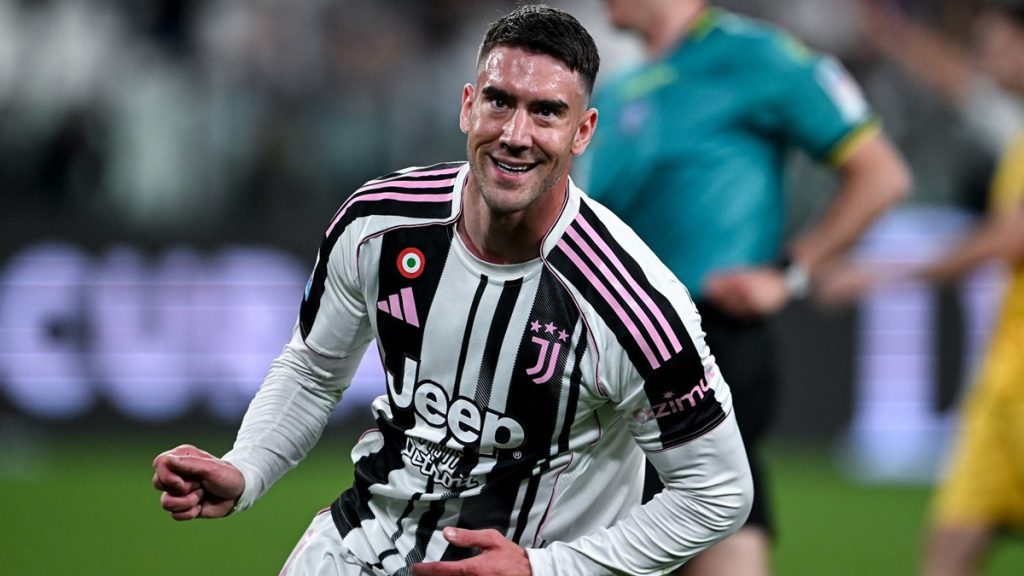 Vlahovic via dalla Juve? Ci sono nuove voci su quel club