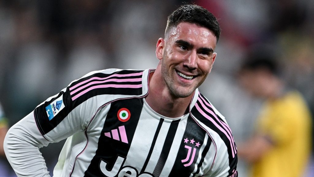 Vlahovic Juve, c'è anche il Napoli sull'attaccante! Ultime
