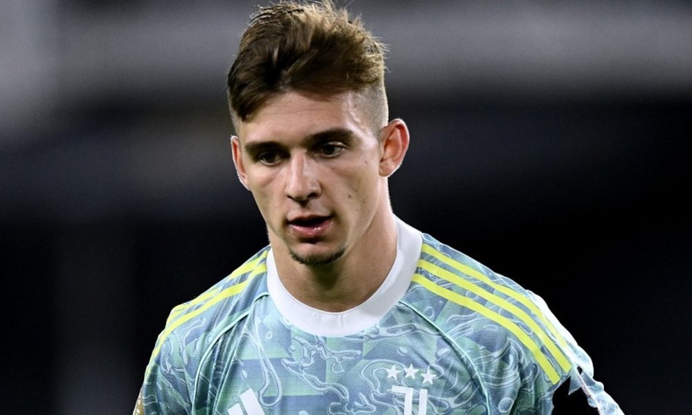 Seconda maglia Juve 2025/26, ufficiale il nuovo kit Away: presentata la ...