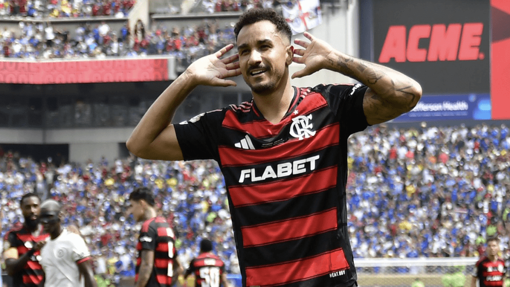Danilo fa volare il Flamengo in finale di Libertadores!