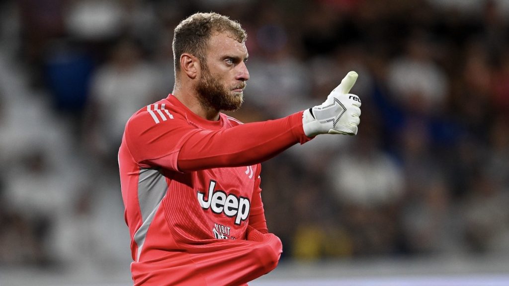 Di Gregorio festeggia le 50 presenze con la Juve: messaggio