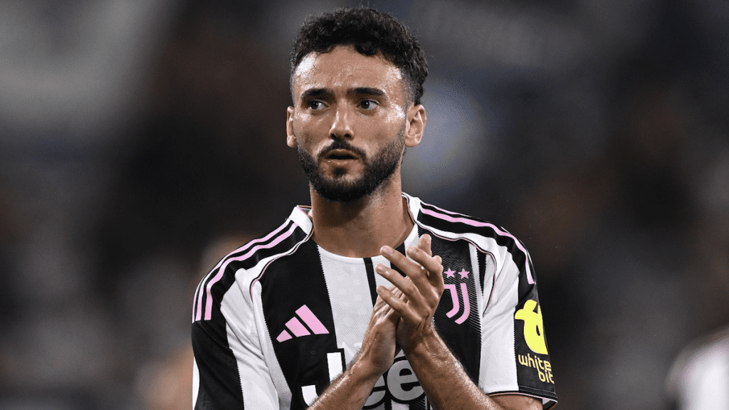 Joao Mario esulta dopo l'esordio in Juve Parma: FOTO