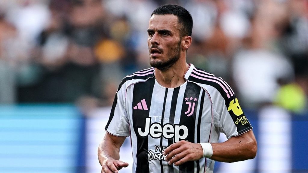 Kostic verso la permanenza alla Juve! È pronto a giocare