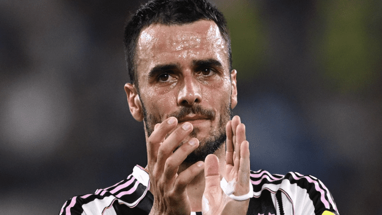 Mercato Juve, Kostic pronto a salutare i bianconeri a giugno