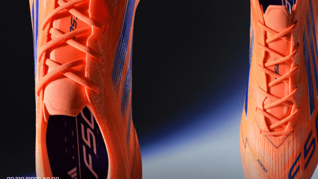 Coral Blaze Pack Juventus: l'Adidas lancia le nuove scarpe