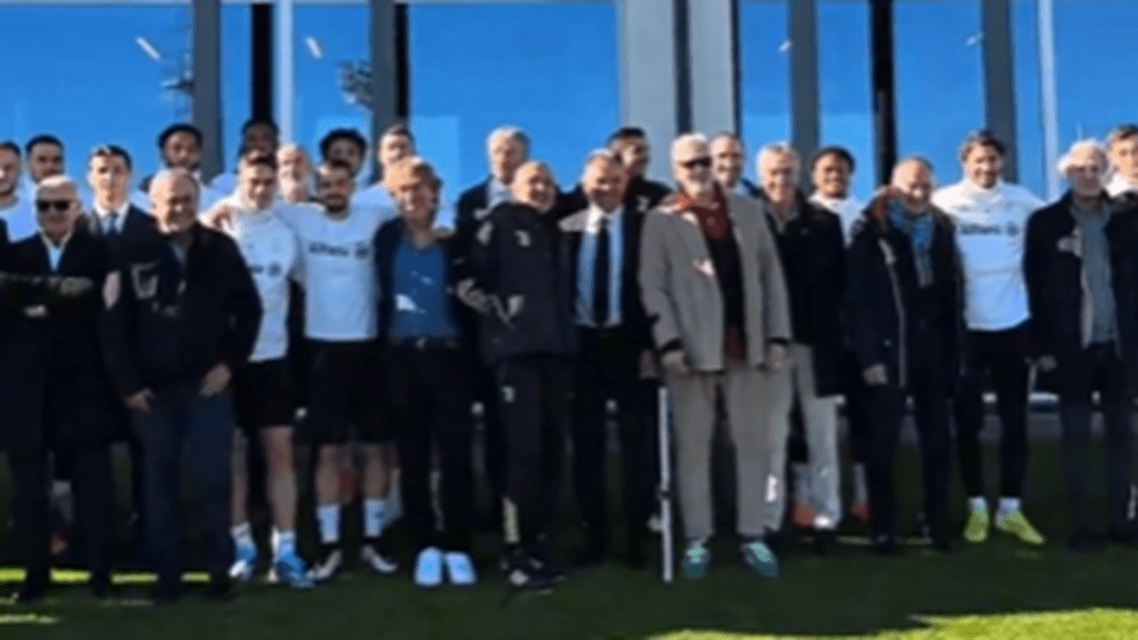 Juventus, i campioni del Mondo 1985 visitano la Continassa