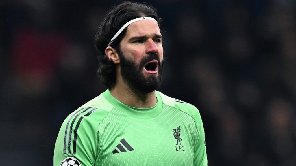 Alisson alla Juve, il Liverpool alza il muro: cosa succede